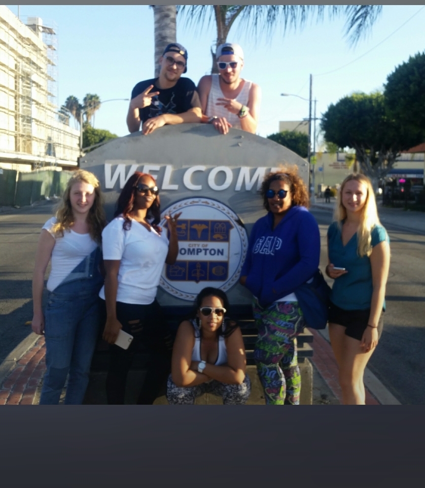 Compton Sign Hall Of Fame – LA HOOD LIFE TOURS
